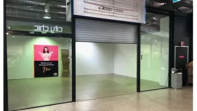 DFO Jindalee - ShoppingCenter in Jindalee, Queensland