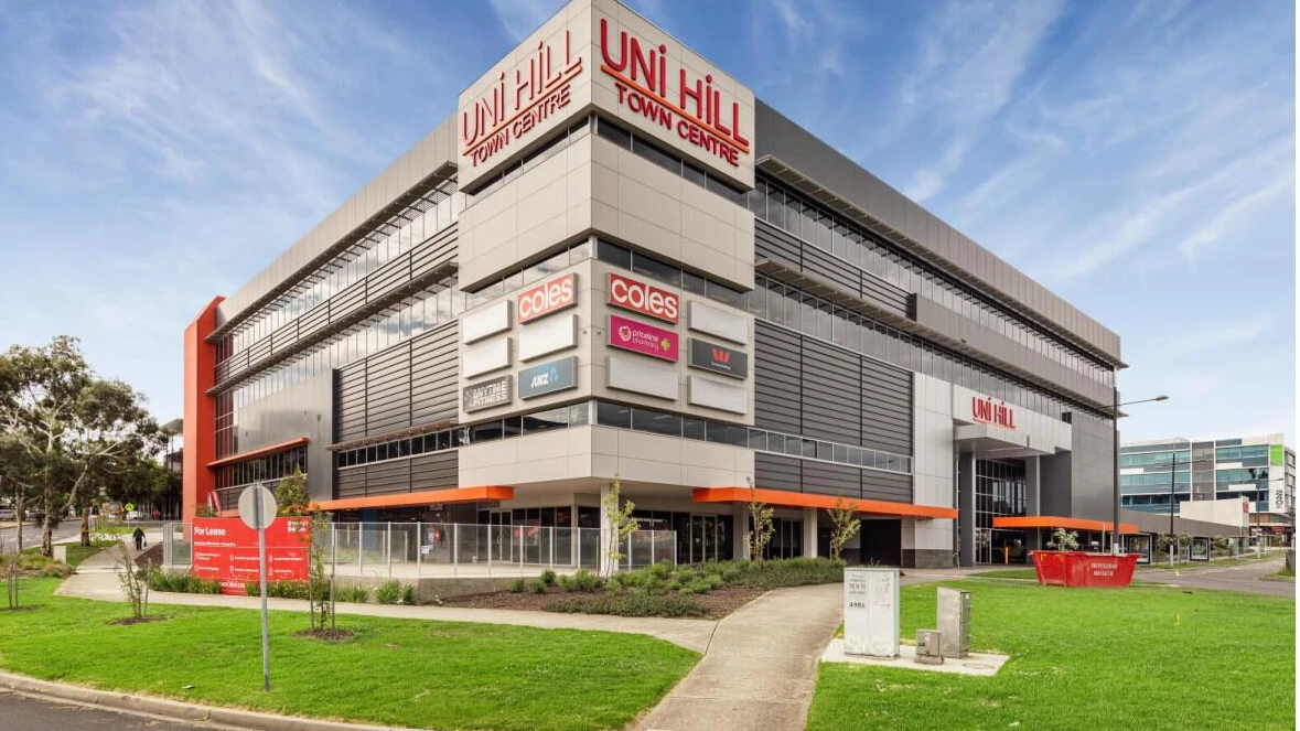 Uni Hill Town Centre - ShoppingCenter in Bundoora, Victoria