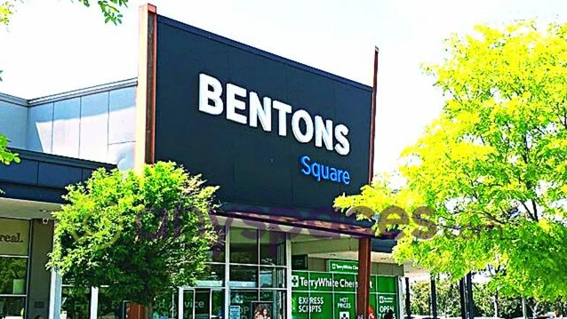 Bentons Square - Shopping centre in Mornington, Victoria