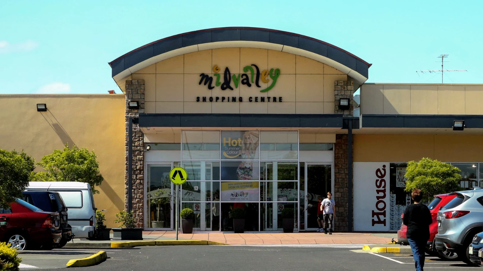 Mid Valley Shopping Centre - Morwell, Victoria