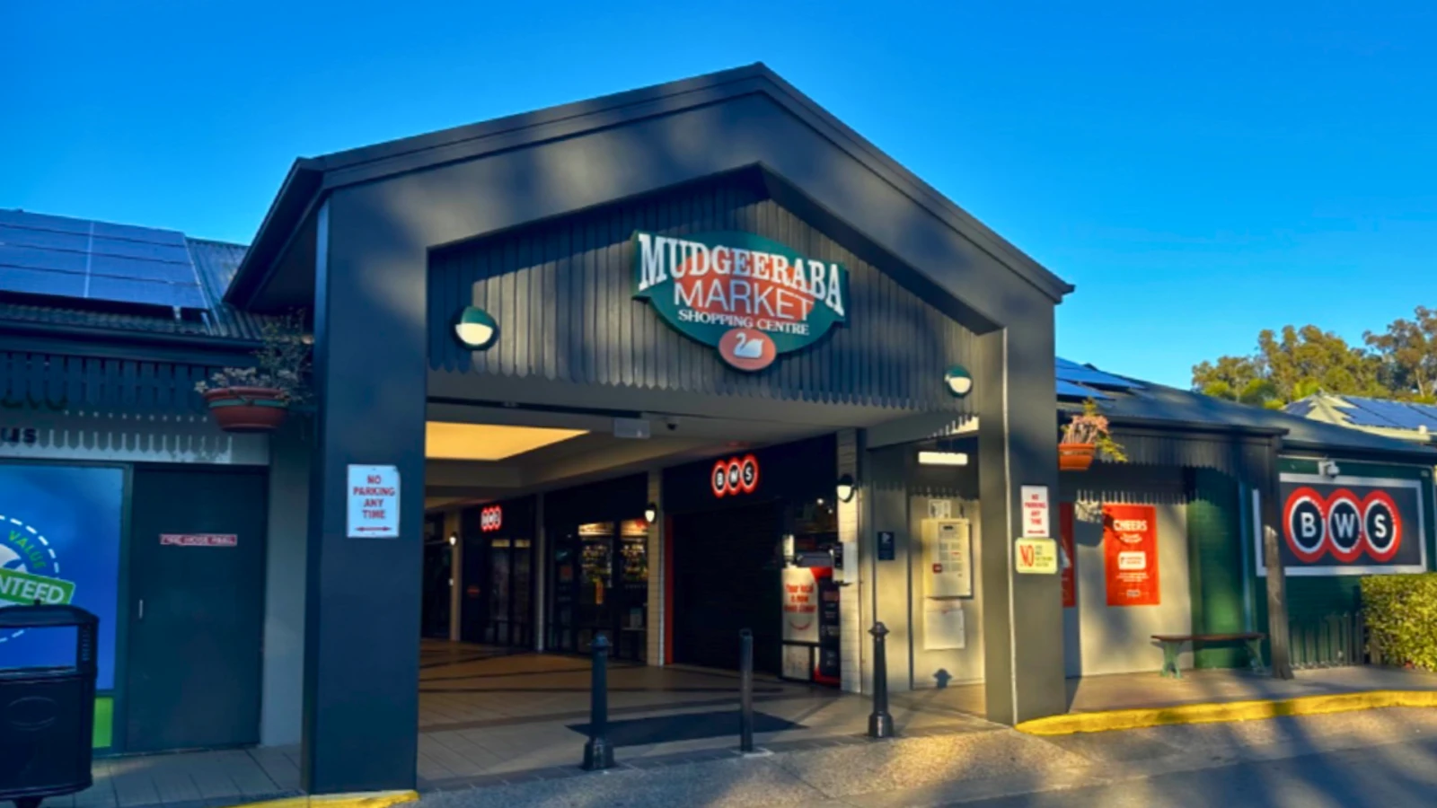 Mudgeeraba Market - Shopping centre in Mudgeeraba, Queensland