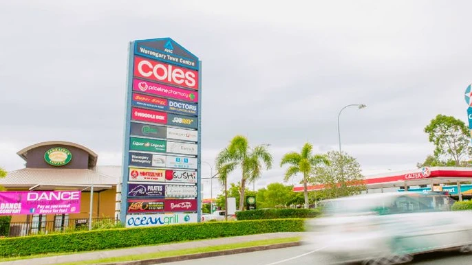 Worongary Town Centre - ShoppingCenter in Tallai, Queensland